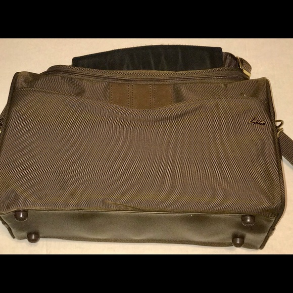 Lark | Bags | Vintage Rare Lark Travel Bag 991 | Poshmark